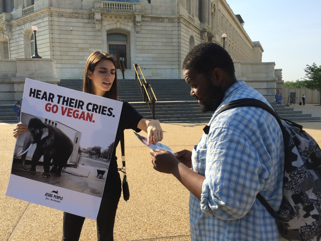 PETA Attends Prayer Meeting at the Capitol (Photos) - PETA LAMBS